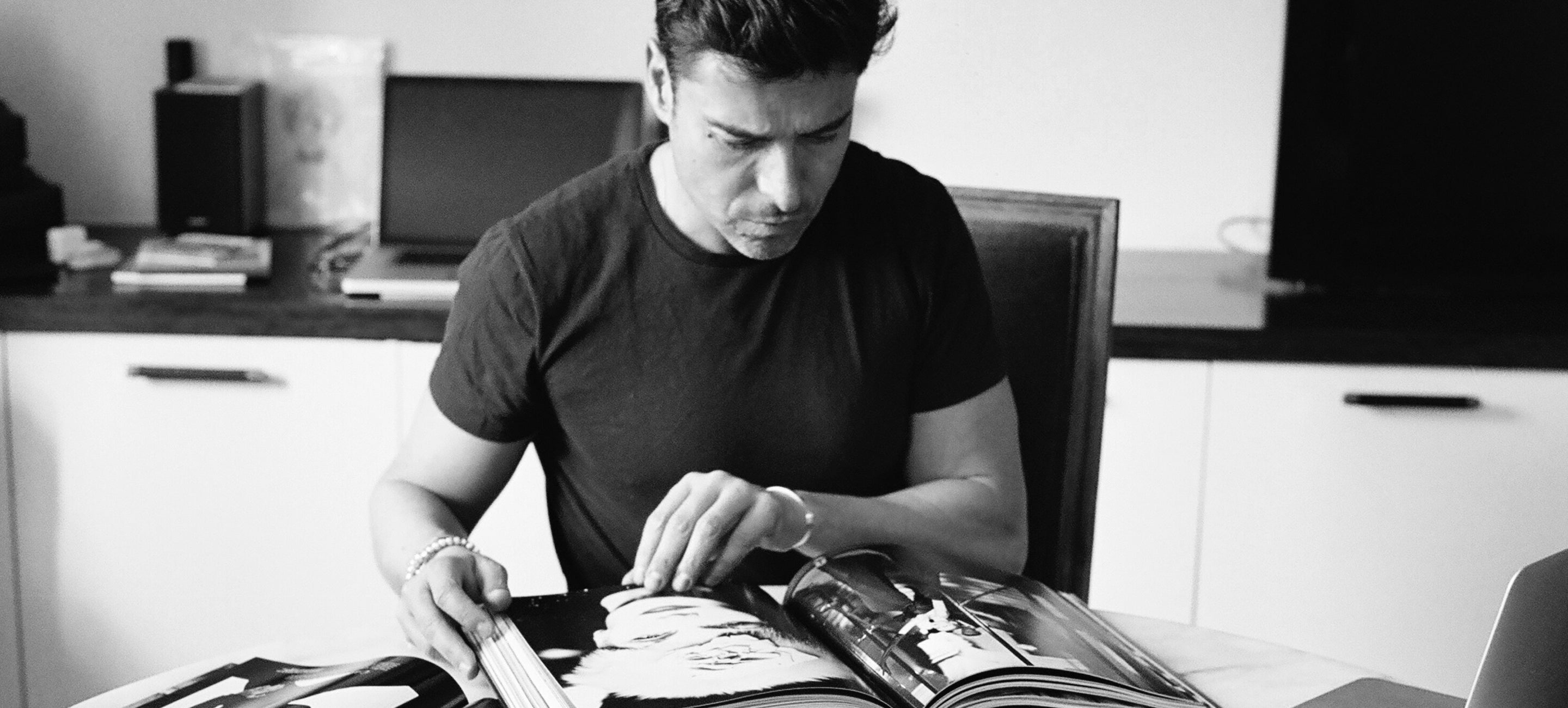 Introducing Alex Badia – onia